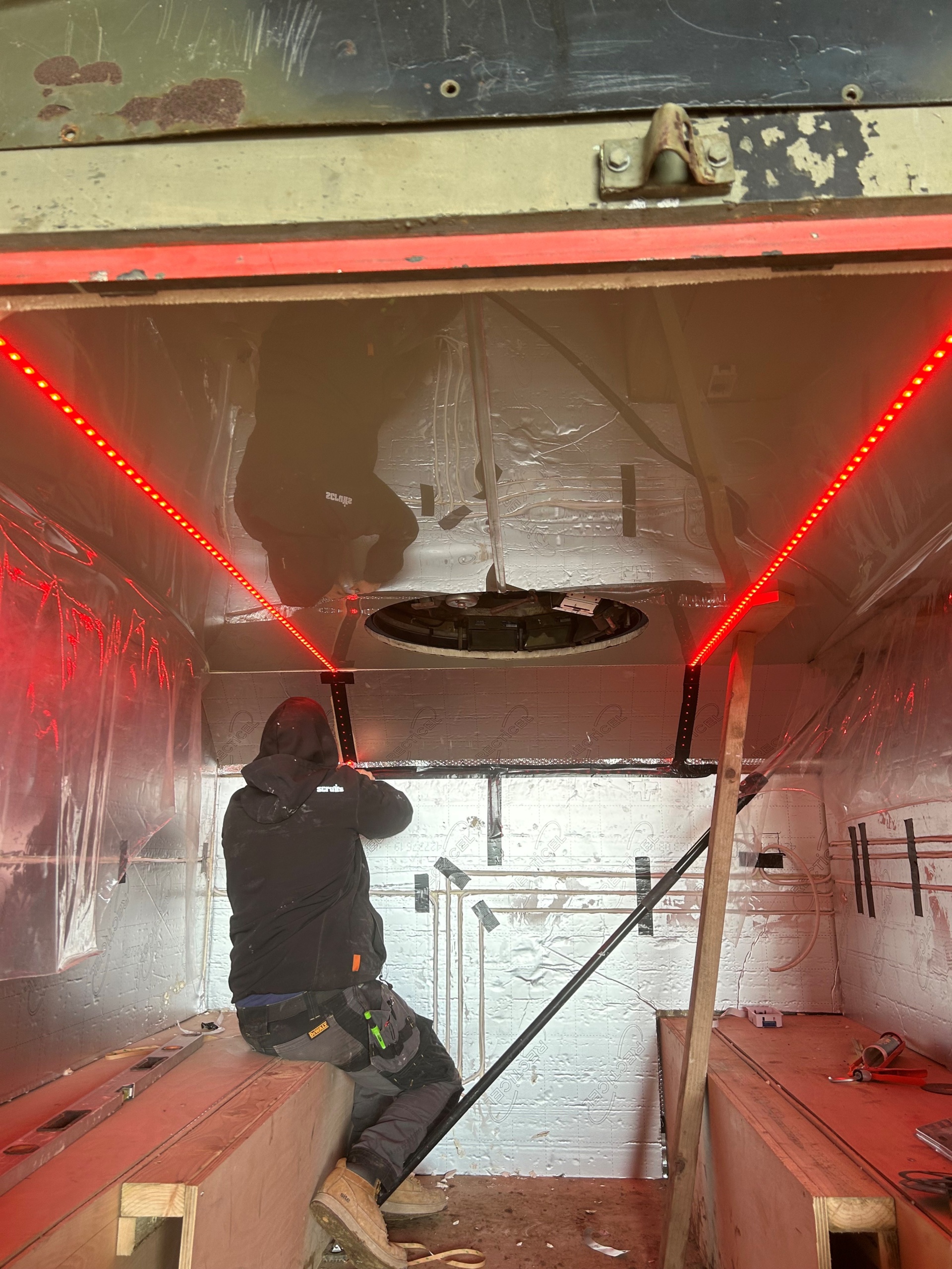 The Samaritan tank - quirky glamping